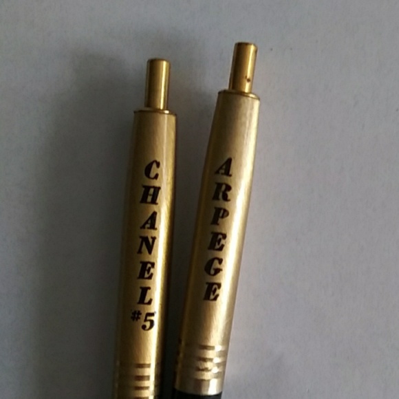 Arpege Chanel No. 5 | Accessories | Vintage Arpege Chanel No5 4kt Gold ...